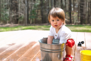 10 Outdoor Activities for Toddlers that Burn Energy!