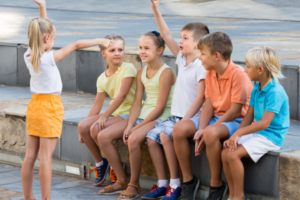 20 Summer Camp Icebreaker Activities and Games